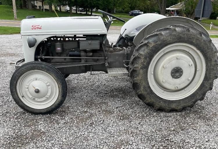 SOLD - Ford 9N Tractors Less than 40 HP | Tractor Zoom