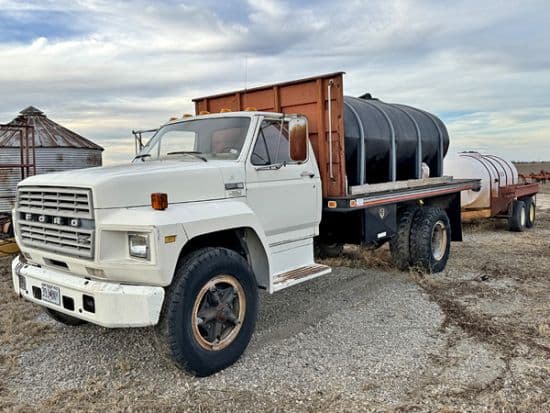 SOLD - Ford F-700 Other Equipment Trucks | Tractor Zoom
