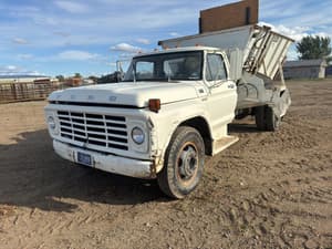 SOLD - Ford F-500 Lot No. 7365 Other Equipment with 11,842 mi | Tractor Zoom