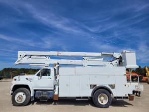SOLD - FORD F800 S/A BUCKET TRUCK WITH REACHALL AP050MH Other Equipment ...
