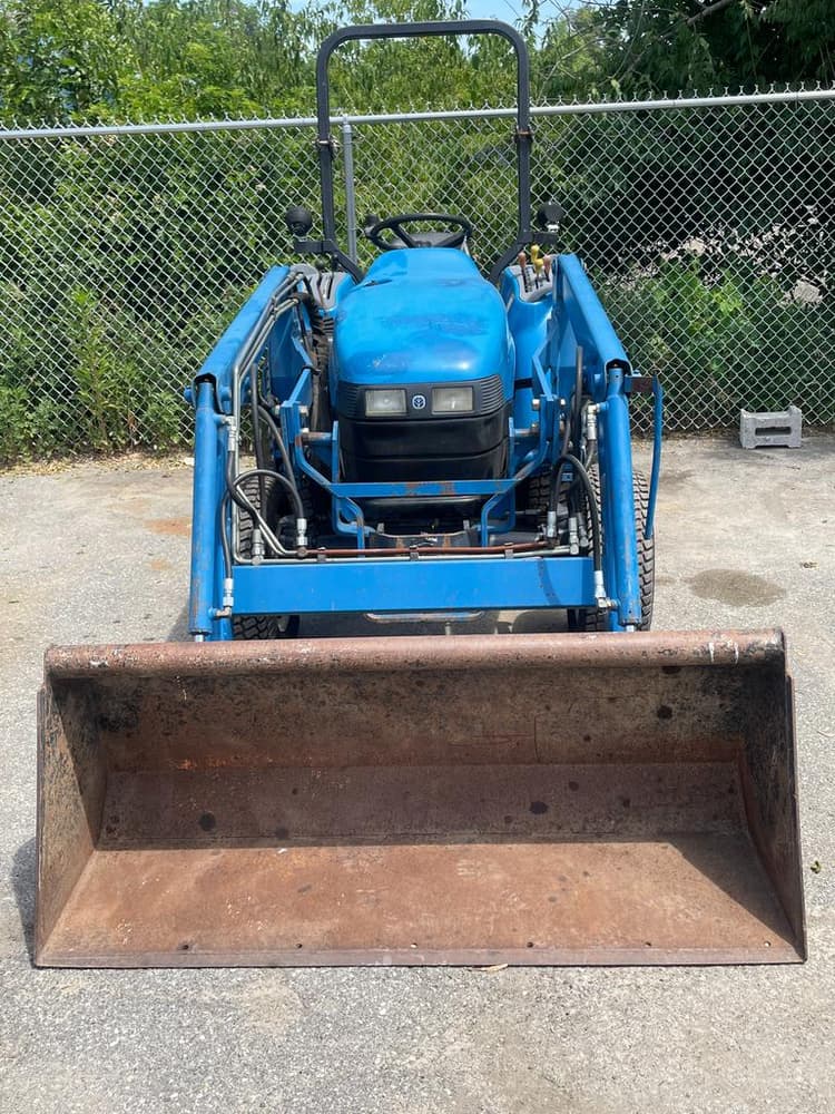 New Holland 1925 Tractors Less than 40 HP for Sale | Tractor Zoom