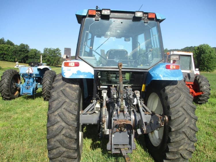 Ford-New Holland 8160 Tractors 100 to 174 HP for Sale | Tractor Zoom
