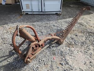 SOLD - Ford 501 Lot No. 2820 Hay and Forage | Tractor Zoom