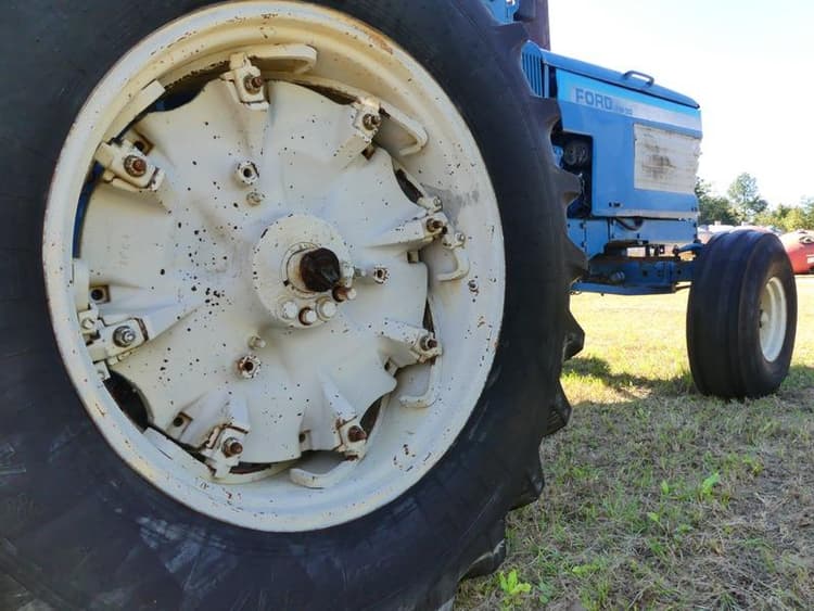 Ford TW-30 Tractors 175 to 299 HP for Sale | Tractor Zoom