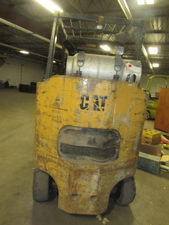 Caterpillar GC40K Construction Forklifts for Sale | Tractor Zoom