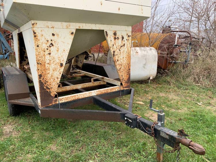 Friesen 220 Planting Seed Tenders for Sale | Tractor Zoom