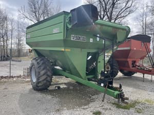 SOLD - Frontier GC1108 Stock No. 174761 Harvesting with 800 Bu ...