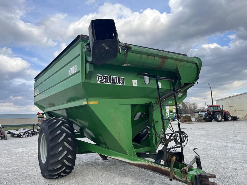 Frontier GC1108 Harvesting Grain Carts for Sale | Tractor Zoom