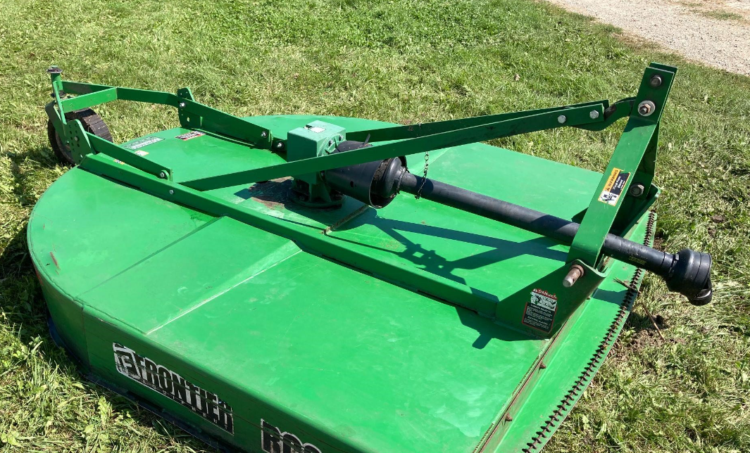 SOLD - Frontier RC2084 Hay and Forage | Tractor Zoom