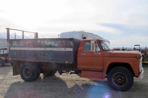 SOLD - Ford F600 Lot No. 19889 Other Equipment with --- mi | Tractor Zoom