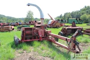 SOLD - Gehl 1065 Lot No. 297 Harvesting | Tractor Zoom