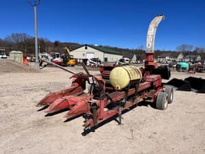 SOLD - Gehl 1065 Silage Chopper Harvesting | Tractor Zoom