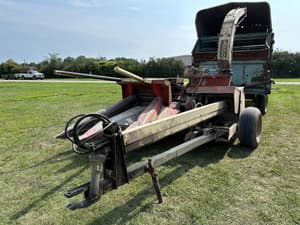 Gehl 1200 Harvesting For Sale | Tractor Zoom