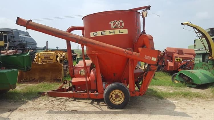 Gehl 120 Hay and Forage Grinders/Mixers for Sale | Tractor Zoom
