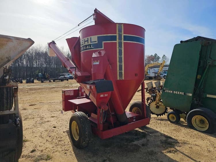 Gehl 125 Hay and Forage Grinders/Mixers for Sale | Tractor Zoom