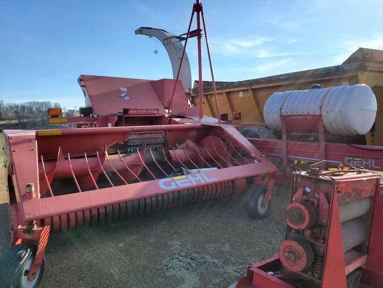 Gehl 1285 Harvesting Forage Harvesters - Pull Type for Sale | Tractor Zoom