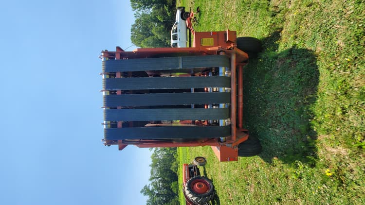 Gehl 1450 Hay and Forage Balers - Round for Sale | Tractor Zoom