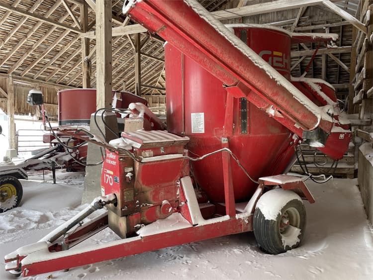 Gehl 170 Hay and Forage Grinders/Mixers for Sale | Tractor Zoom