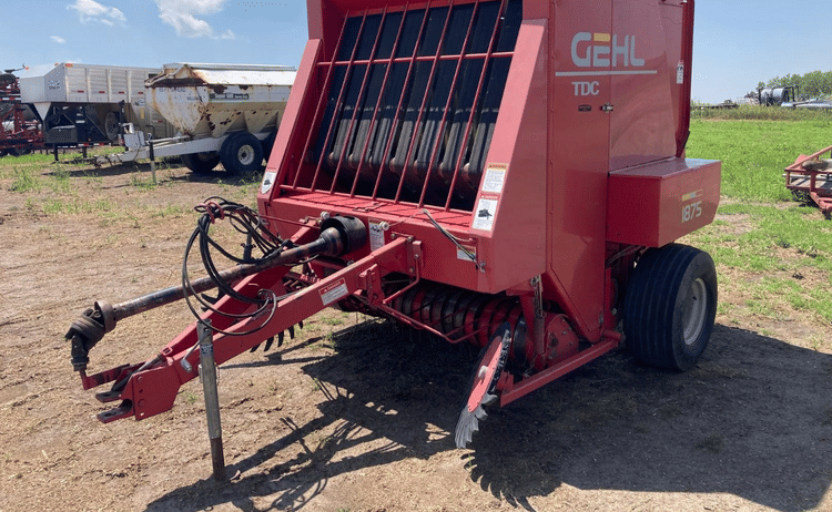 Gehl 1875 Hay and Forage Balers - Round for Sale | Tractor Zoom