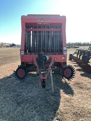 SOLD - Gehl 1875 Lot No. 391 Hay and Forage with --- Bales | Tractor Zoom