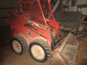 SOLD - Gehl 2600 Construction with --- Hrs | Tractor Zoom