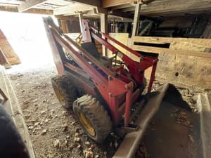 SOLD - Gehl 4510 Skid Loader Construction with --- Hrs | Tractor Zoom