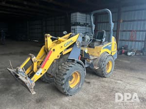 SOLD - Gehl 540 Lot No. 543 Construction with 520 Hrs | Tractor Zoom