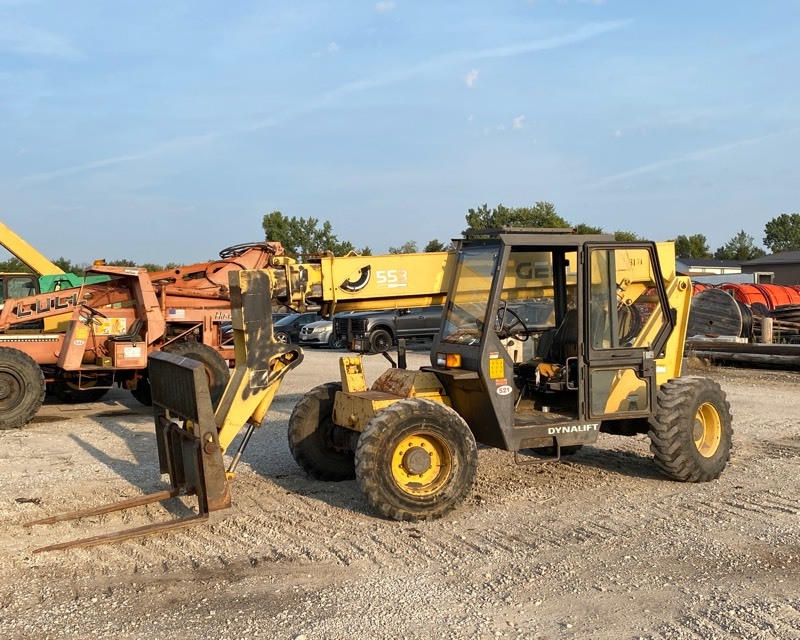 SOLD - Gehl 553 Construction with 4,879 Hrs | Tractor Zoom