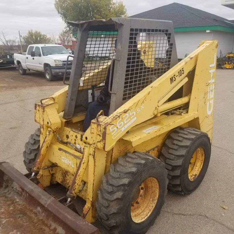 SOLD - Gehl 5625SX Construction with 1,095 Hrs | Tractor Zoom