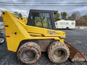 SOLD - Gehl 5635 DXT Skid Loader Construction with 2,475 Hrs | Tractor Zoom