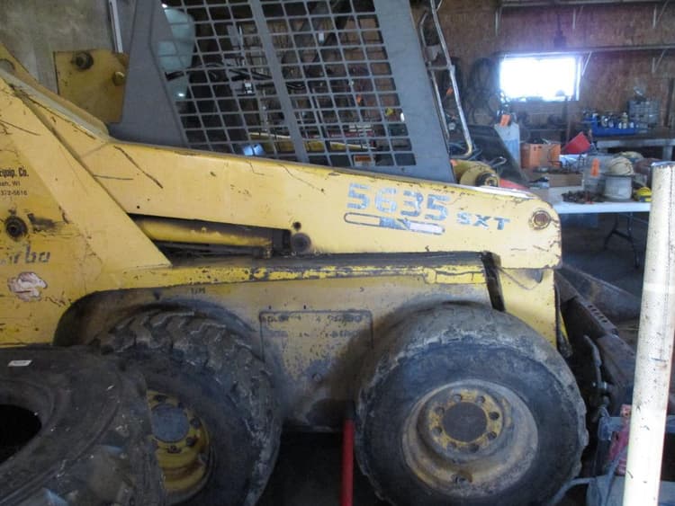 Gehl 5635SXT Construction Skid Steers for Sale | Tractor Zoom