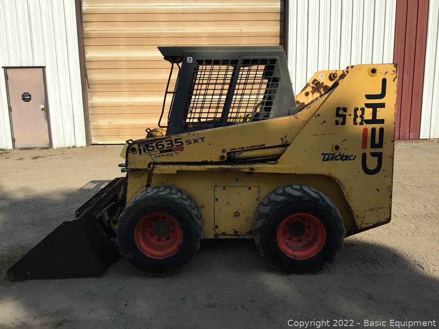 SOLD - Gehl 6635 SXT Construction with 4,406 Hrs | Tractor Zoom
