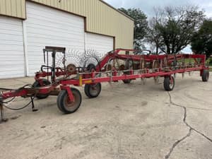 SOLD - Gehl 700 Lot No. 94026 Hay and Forage | Tractor Zoom