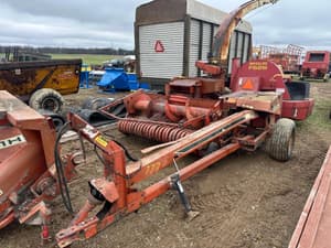 SOLD - Gehl 750 Lot No. 777 Harvesting | Tractor Zoom