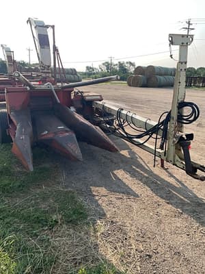 SOLD - Gehl 800 Lot No. 44 Harvesting | Tractor Zoom