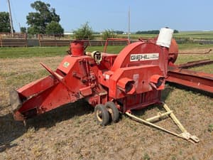 SOLD - Gehl 800 Lot No. 4 Hay and Forage | Tractor Zoom