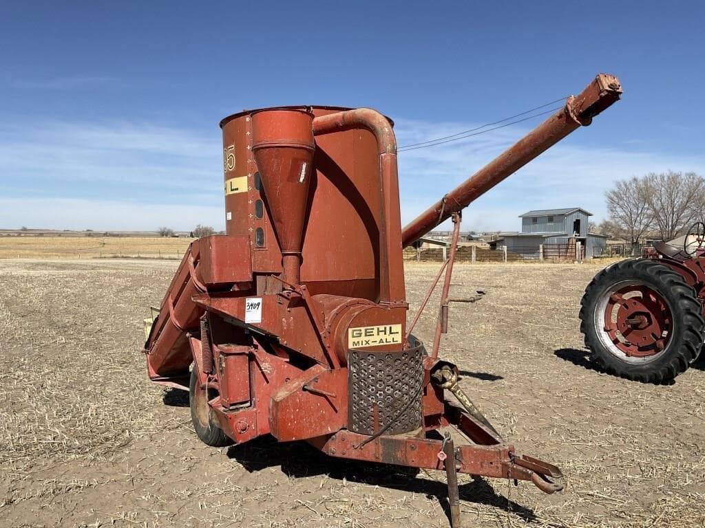 Gehl 95 Hay and Forage Grinders/Mixers for Sale | Tractor Zoom