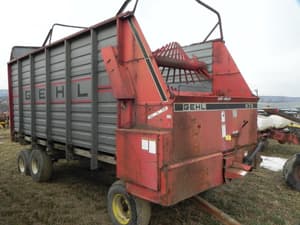SOLD - Gehl 970 Lot No. 3610 Harvesting | Tractor Zoom