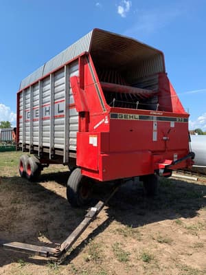 SOLD - Gehl 970 Lot No. 156 Harvesting | Tractor Zoom
