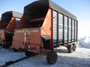 SOLD - Gehl 970 Chopper Box, SN: 41509 Harvesting | Tractor Zoom