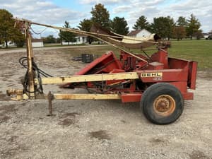 SOLD - Gehl CB400 Lot No. 1387 Harvesting | Tractor Zoom