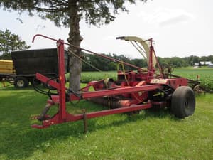 SOLD - Gehl 800 Lot No. 3912 Harvesting | Tractor Zoom