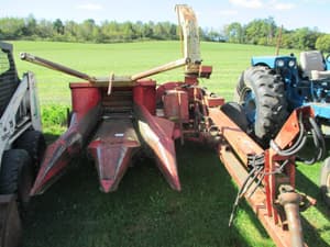SOLD - Gehl Chopper - Ettrick, WI Harvesting | Tractor Zoom
