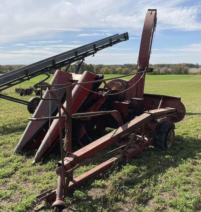 SOLD - Gehl FH84 Harvesting | Tractor Zoom