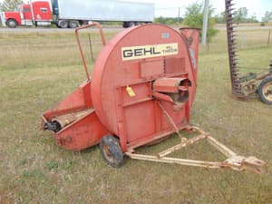 SOLD - GEHL HI THROW SHORT HOPPER BLOWER Hay and Forage | Tractor Zoom