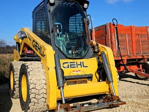 SOLD - Gehl V330 Lot No. 565 Construction with 1,334 Hrs | Tractor Zoom