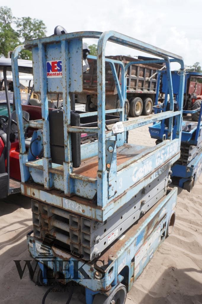 Genie GS-1930 Construction Aerial Lifts for Sale | Tractor Zoom