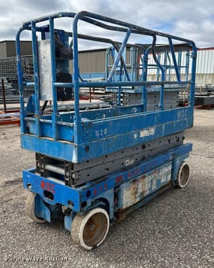 SOLD - Genie GS-2032 Lot No. DV9870 Construction with 1,202 Hrs ...