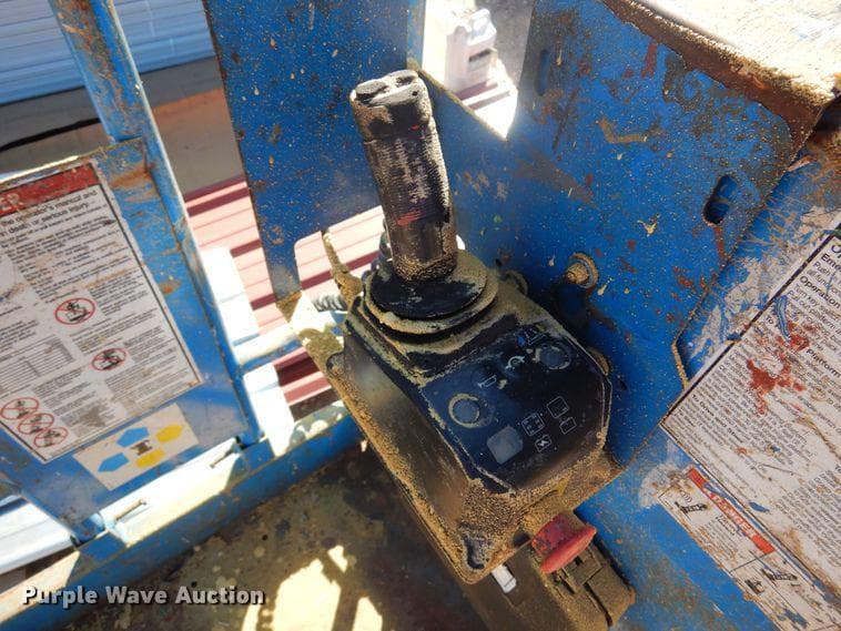 Genie GS-2032 Construction Aerial Lifts for Sale | Tractor Zoom