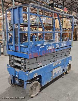 SOLD - Genie GS-2032 Lot No. EN3680 Construction with 376 Hrs | Tractor ...